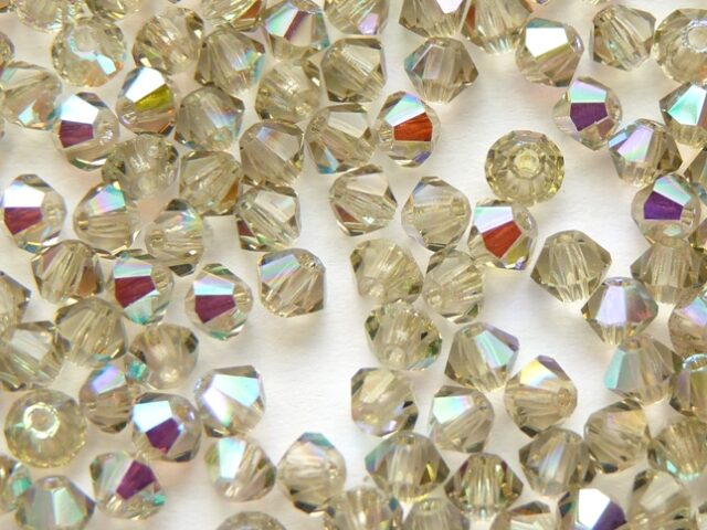 03-MC-40010-28701 Light Black Diamond AB bicones 3 mm 50 stuks | Czech ...